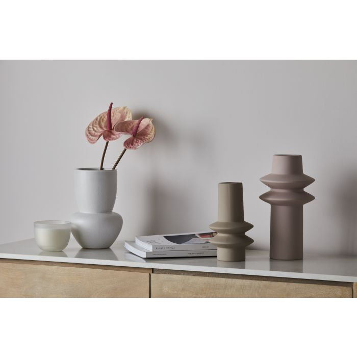 Viveca Vase | Ballet Slipper | Magnolia Lane